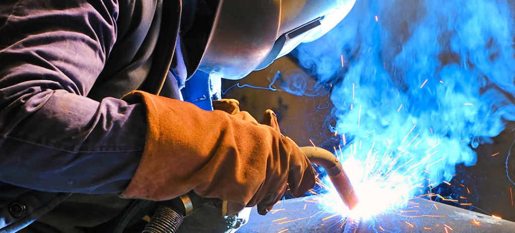Schweißer | Schweißarbeiten | Schweißpersonal - MWS GmbH